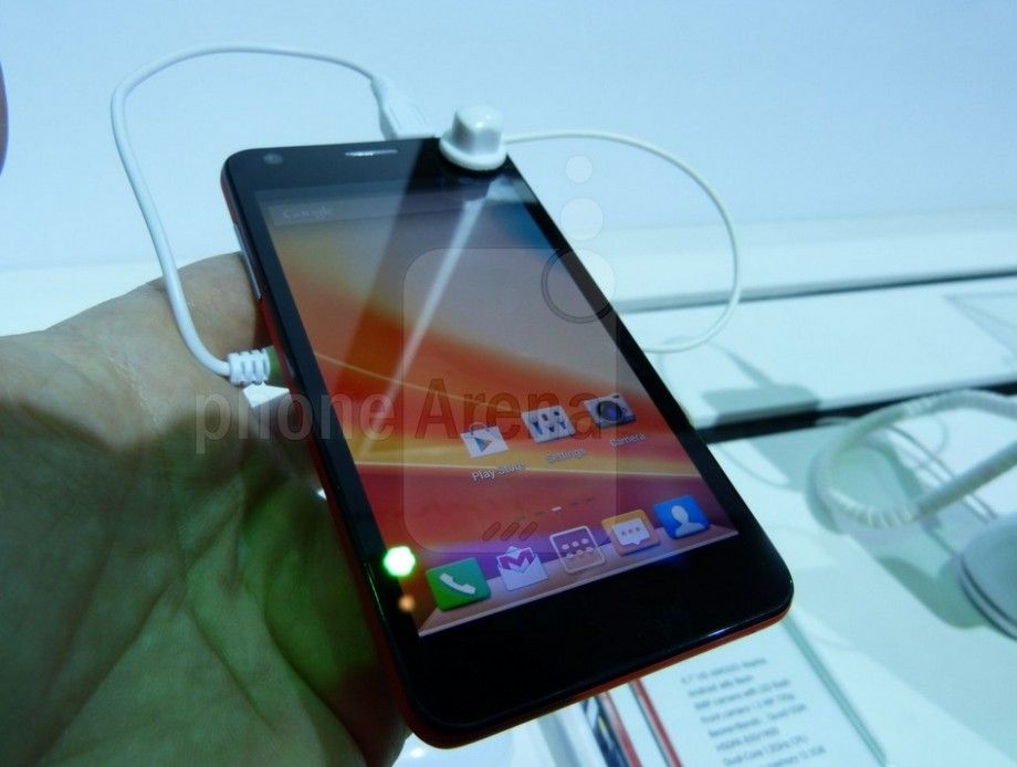 Alcatel One Touch Idol Ultra, imágenes