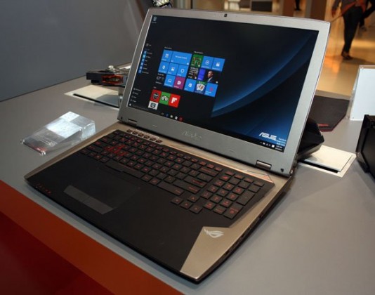 Asus GX700, características y precio - Planeta Red