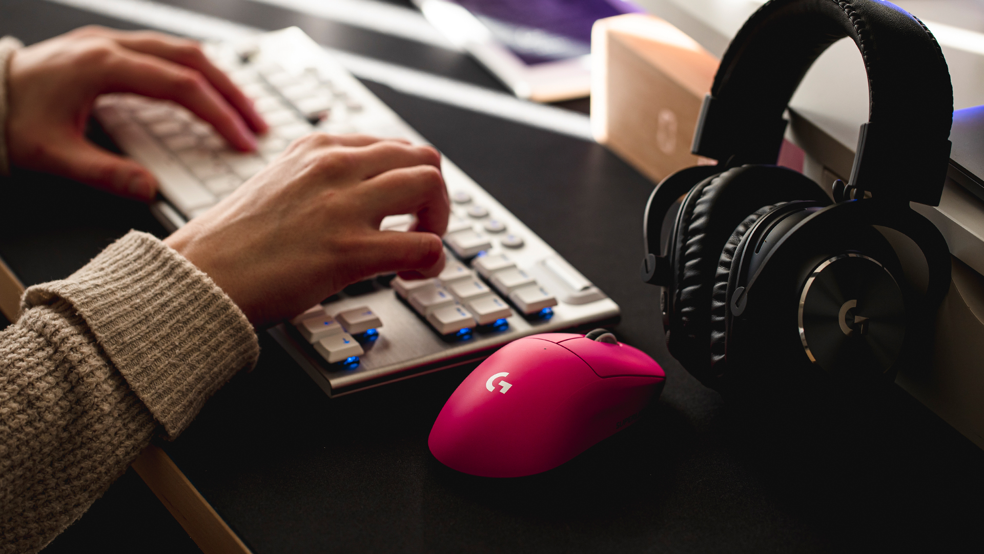 Logitech G PRO X SUPERLIGHT color Magenta: Características y precio