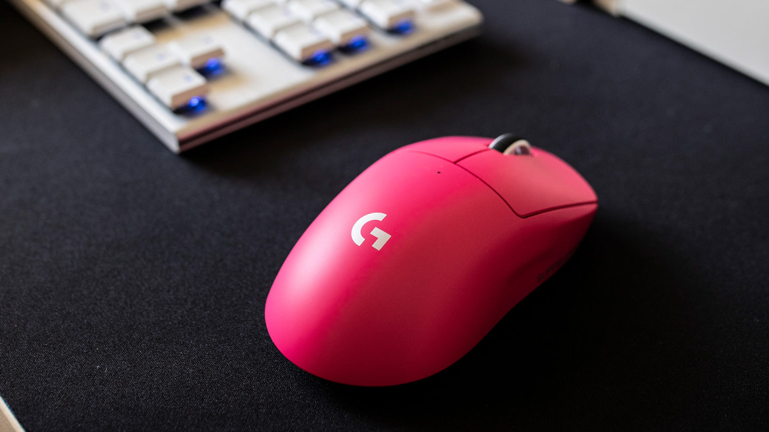 Logitech G PRO X SUPERLIGHT color Magenta: Características y precio