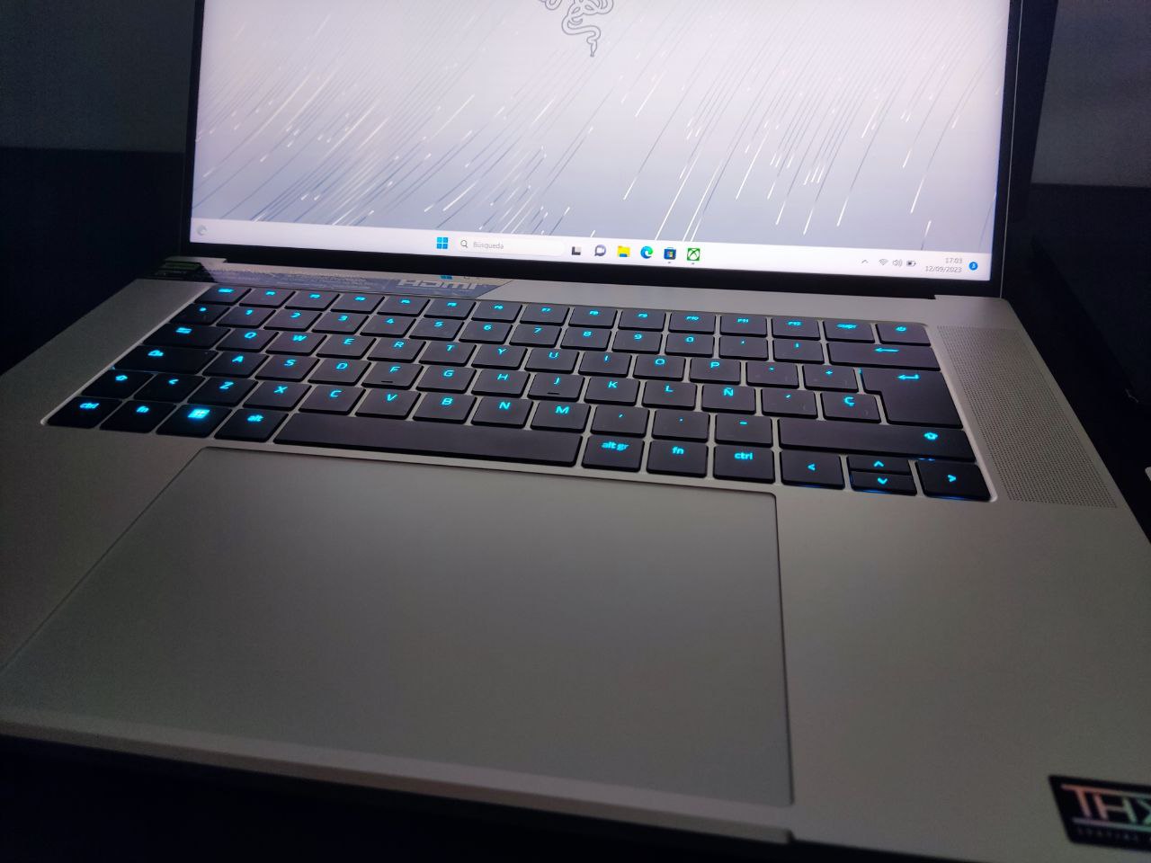 [Análisis-Review] Razer Blade 16 Mercury: Características, opiniones y ...